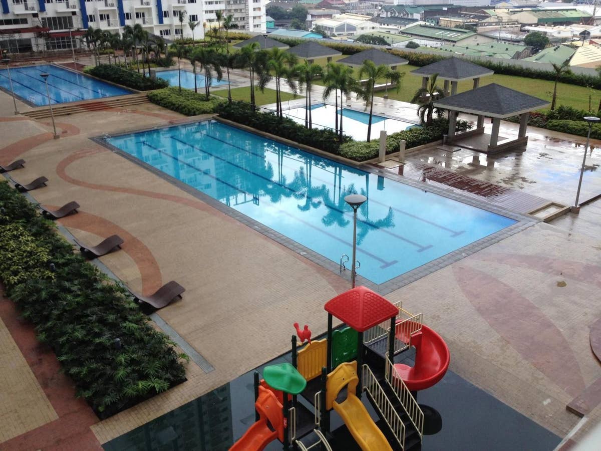 Studio Units at SM Light Residences Condo Beside Boni MRT Station ...