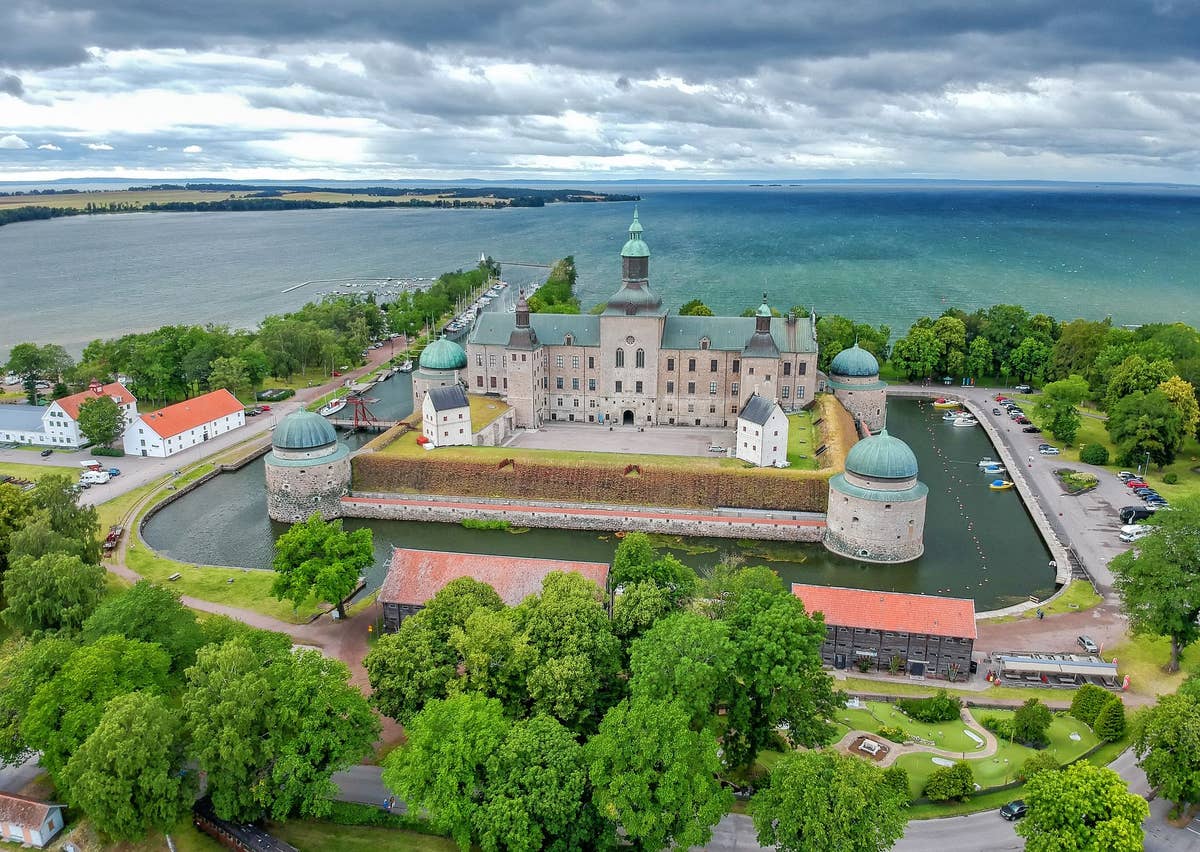 Vadstena Castle, Sweden Travel Guide | Guide to Europe