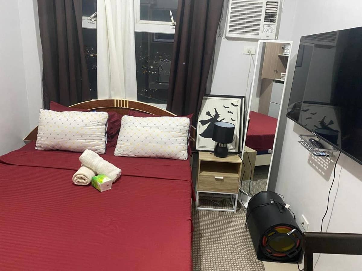 URBAN DECA Staycation - Manila, the Philippines | Best Prices 2026 ...