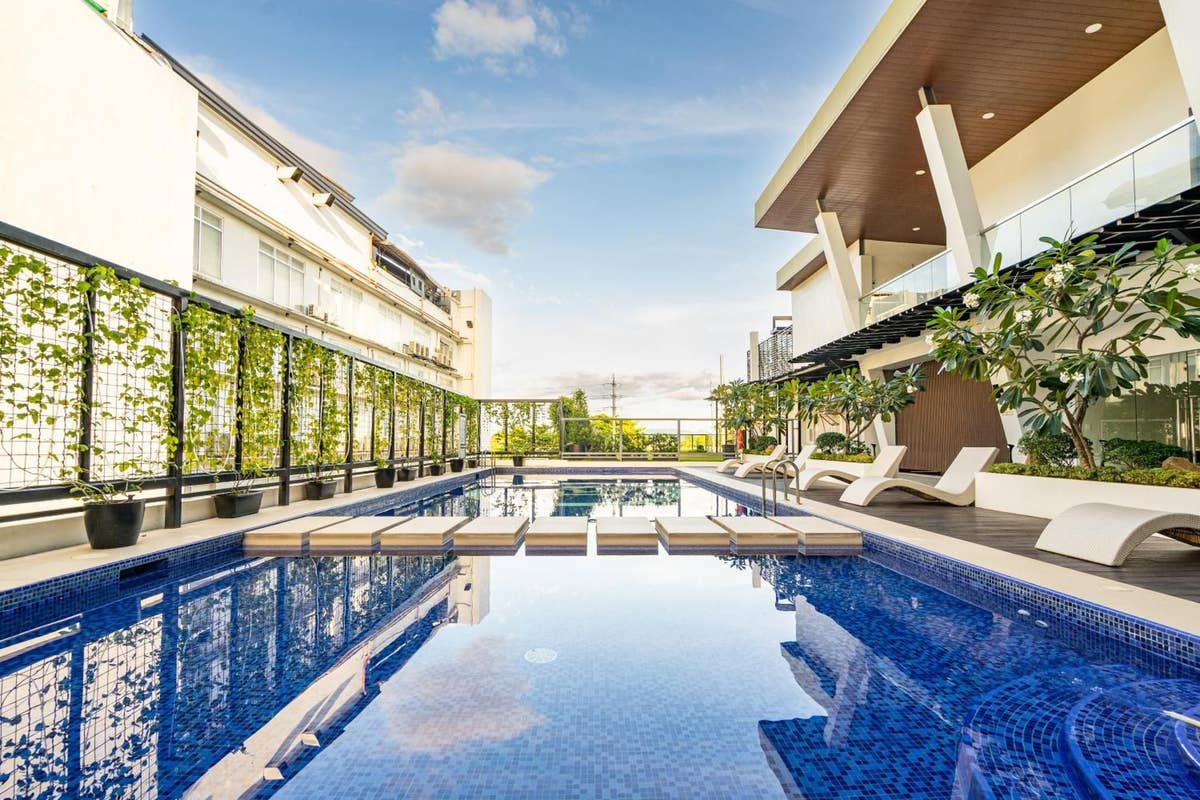 Ivory Residences I Premium Apartment l Close to Malls I Downtown I ...