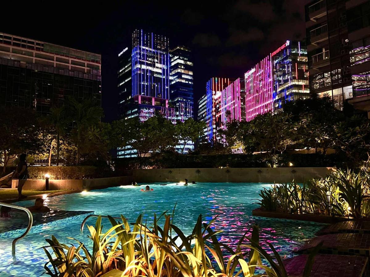 Cozy place in Uptown BGC near Malls and clubs - Manila, the Philippines ...