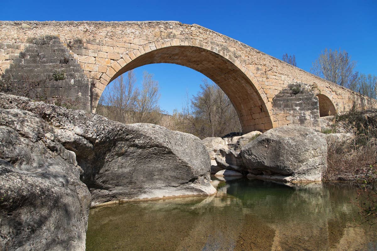 Pont Vell de Manresa, Spain Travel Guide | Guide to Europe
