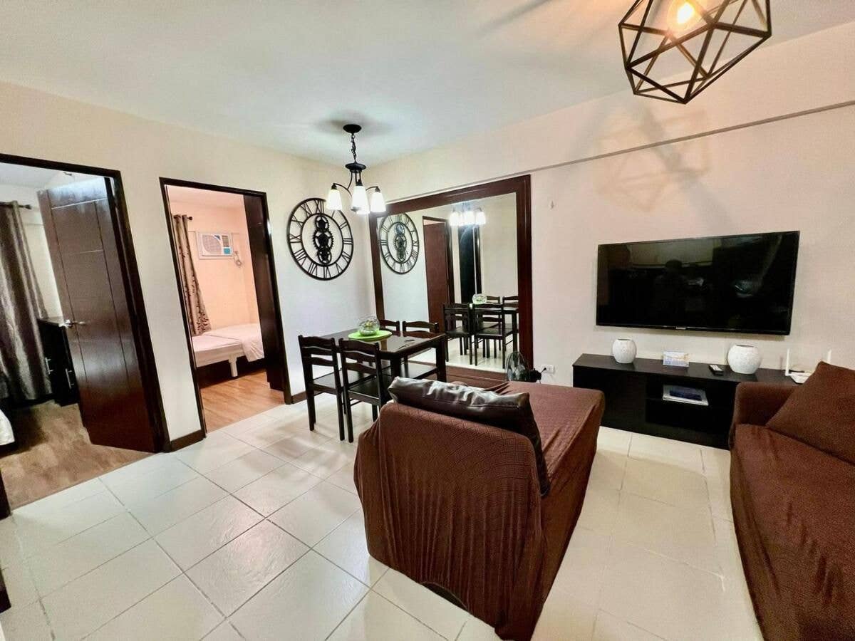Arista Place 2 bedroom Condo near airport - Manila, the Philippines ...