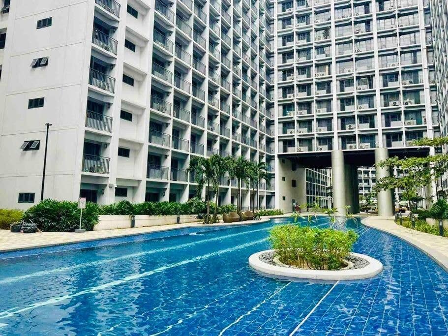 MALL Of ASIA-P00L Fr0nt- NEW 1 BR Condo with Balc0ny at Sh0re2 - Manila ...