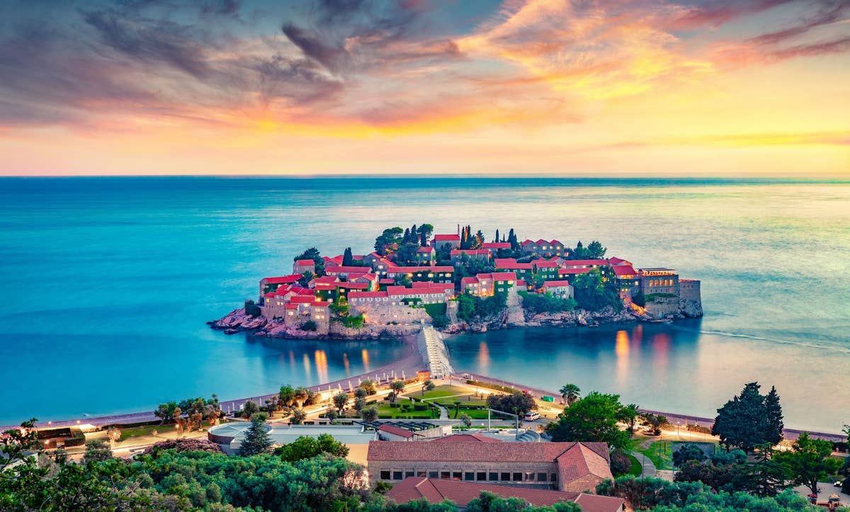 Flights from France to Montenegro | Guide to Europe