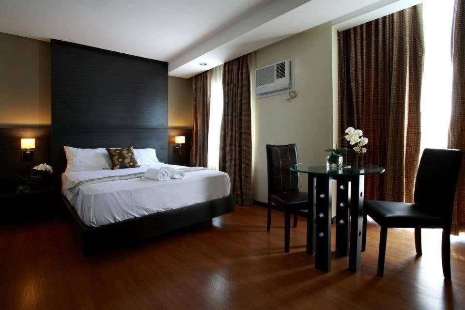 MAKATI Boutique Hotel near NAIA Airport Terminal 3 Edsa Pasay CBD ...