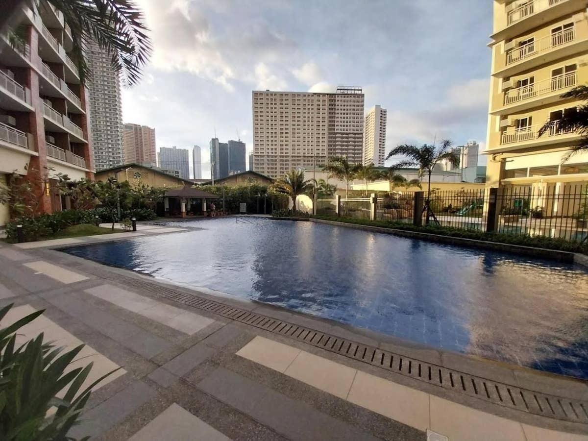 West Bricks - 马尼拉, 菲律宾人 | 2025 年最优惠价格 | Guide to the Philippines