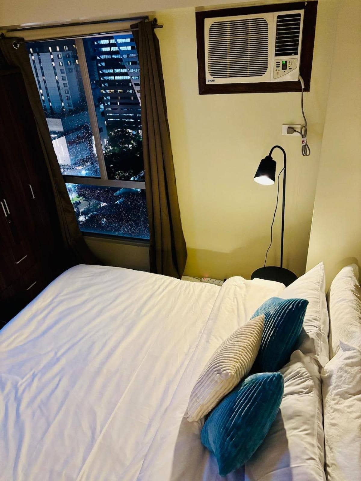 Casa Luna Avida Cebu IT Park Near Sugbo Market - Cebu City, the ...