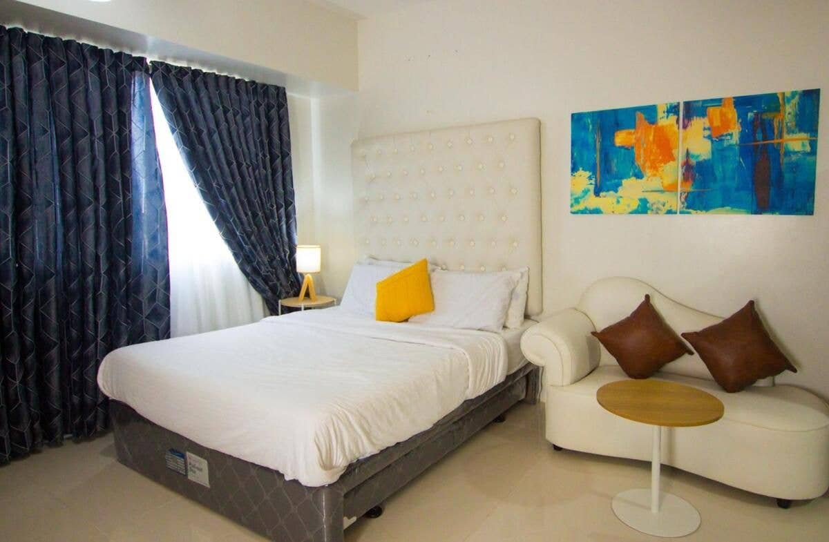 Casa - Chic Pool View Studio Near Ayala Mall - Cebu City, the ...