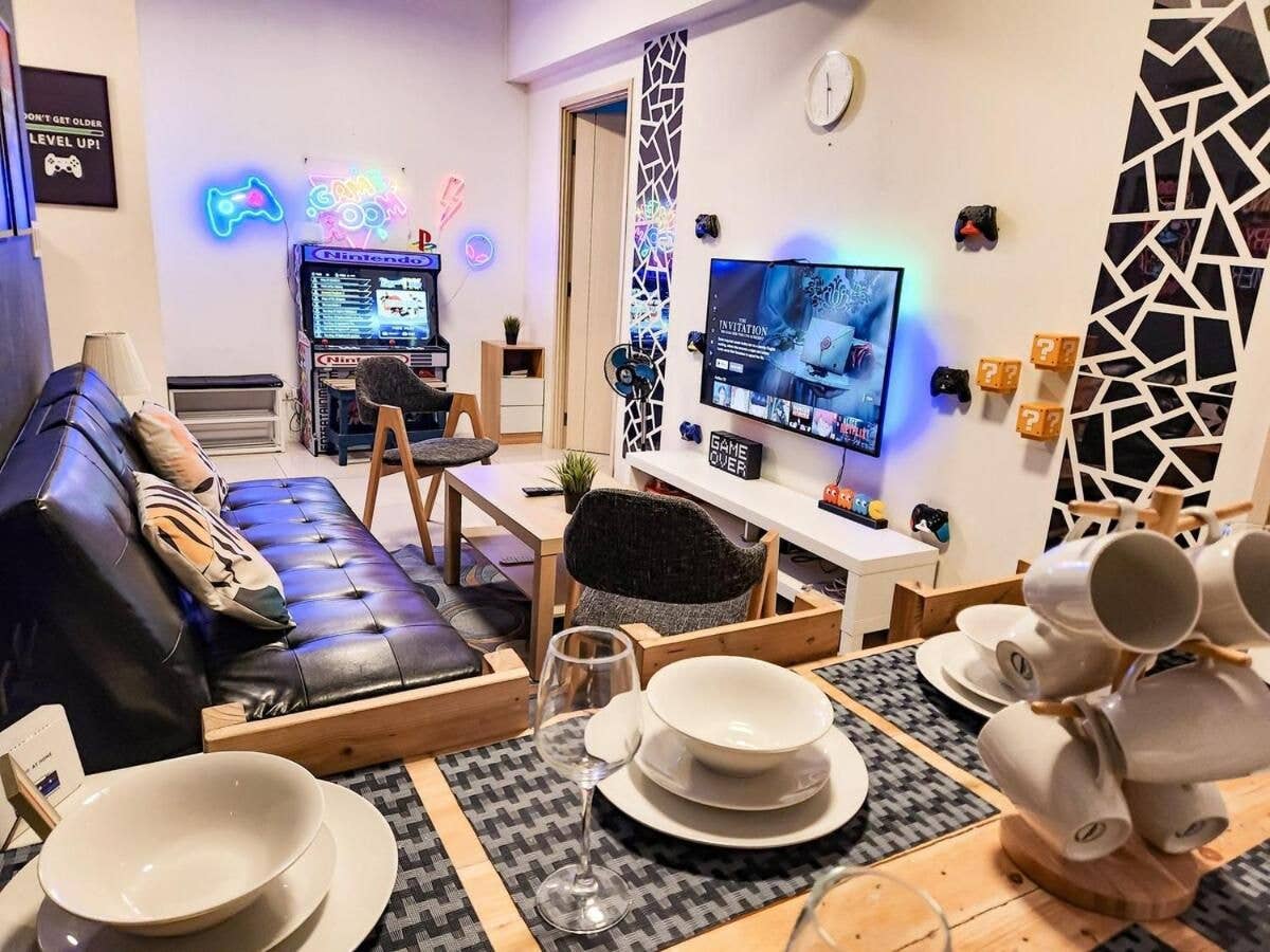 Gaming 2br in Makati with City View Arcade Netflix - Manila, the ...