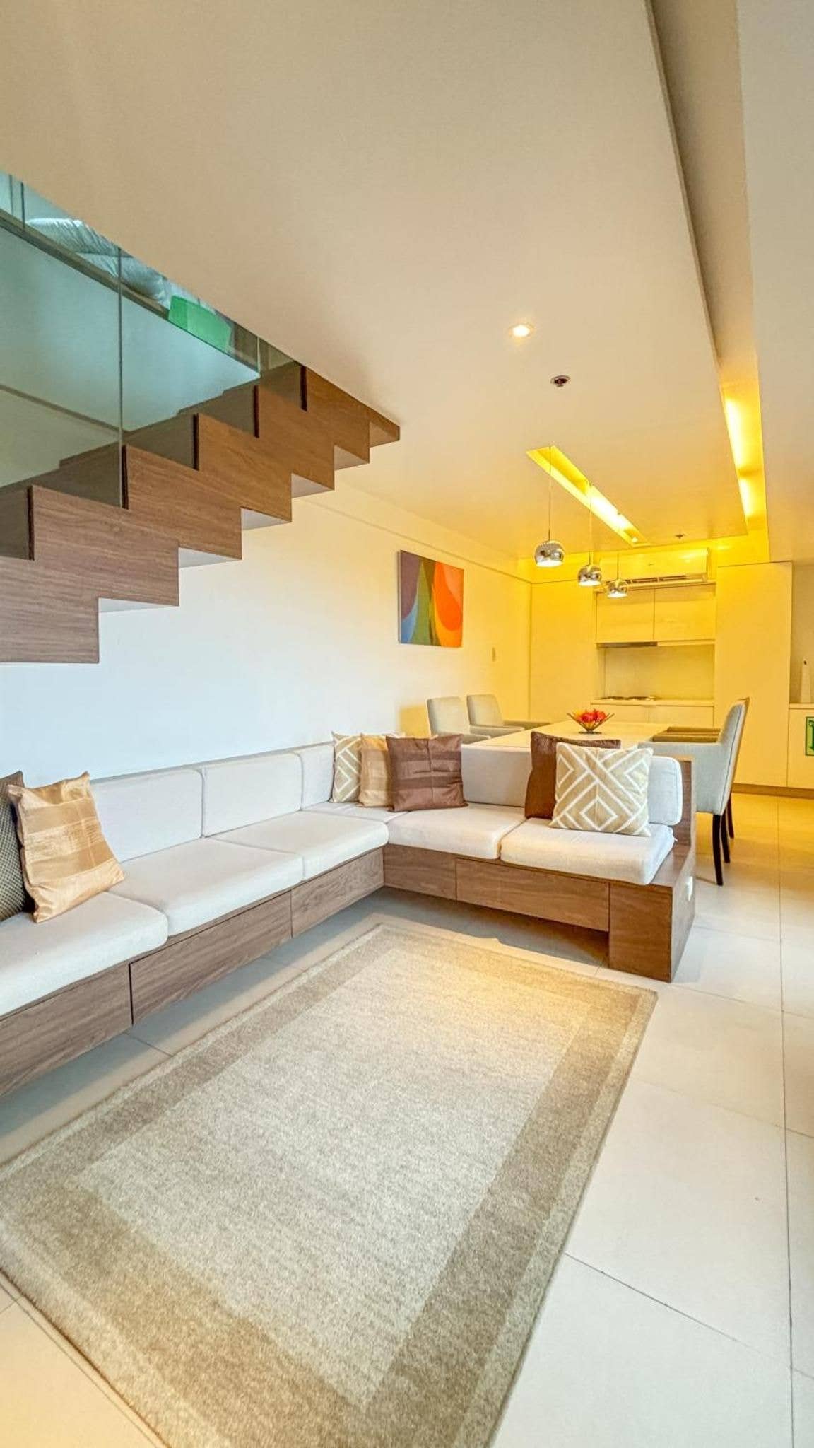 BGC Luxe Interior Suite with Golf Course View - Manila, the Philippines ...