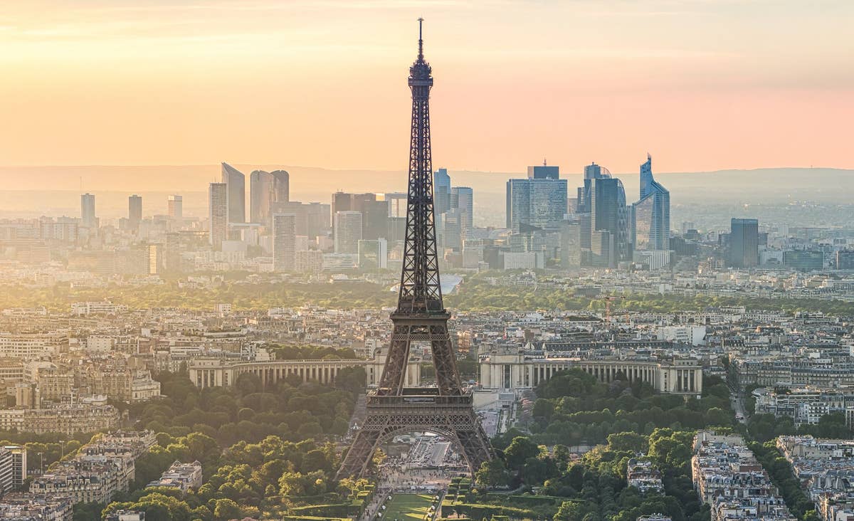 Flights from Iran to France | Guide to Europe