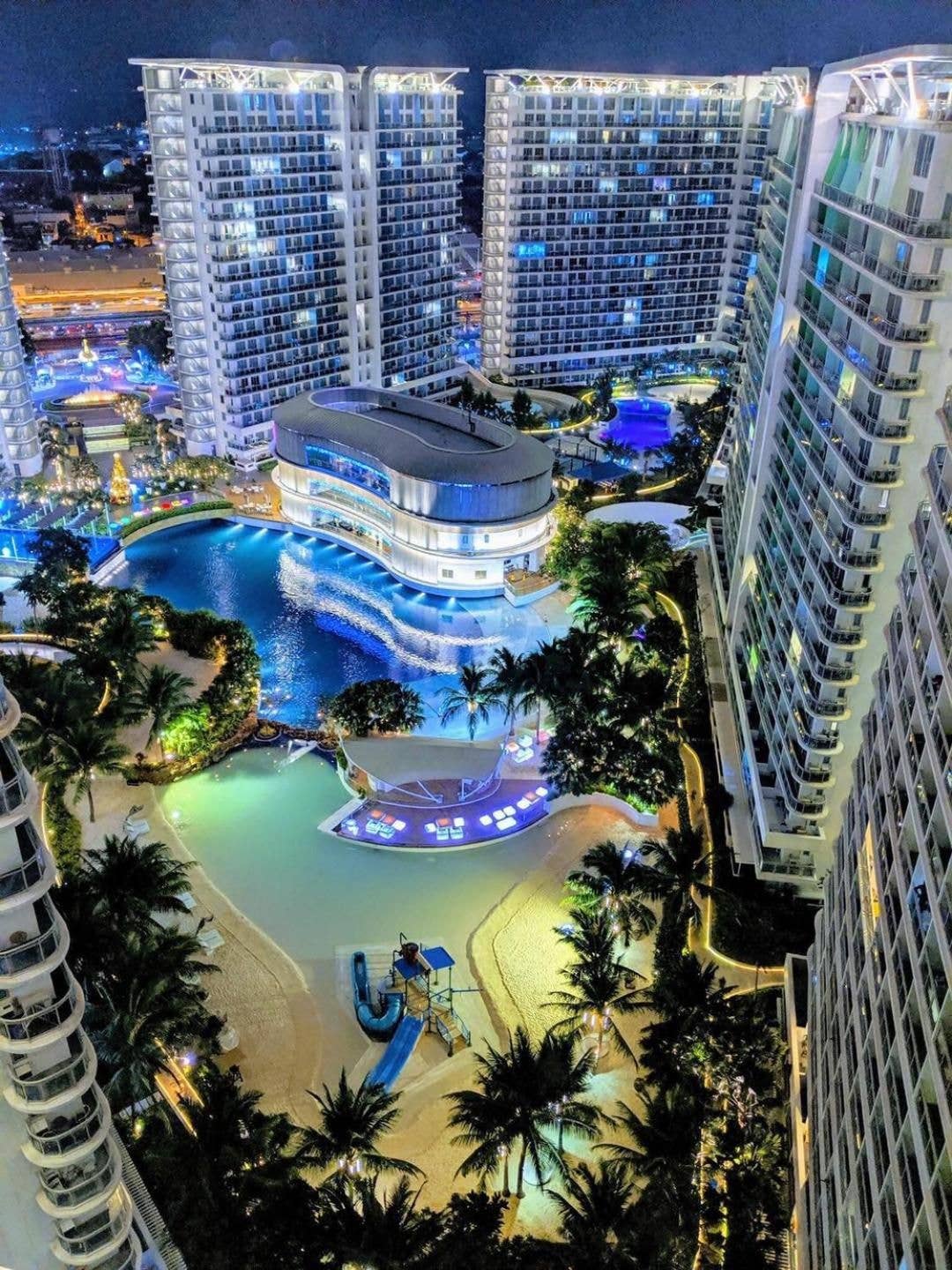 Azure Urban Resort Paris Beach Staycation - Manila, the Philippines ...