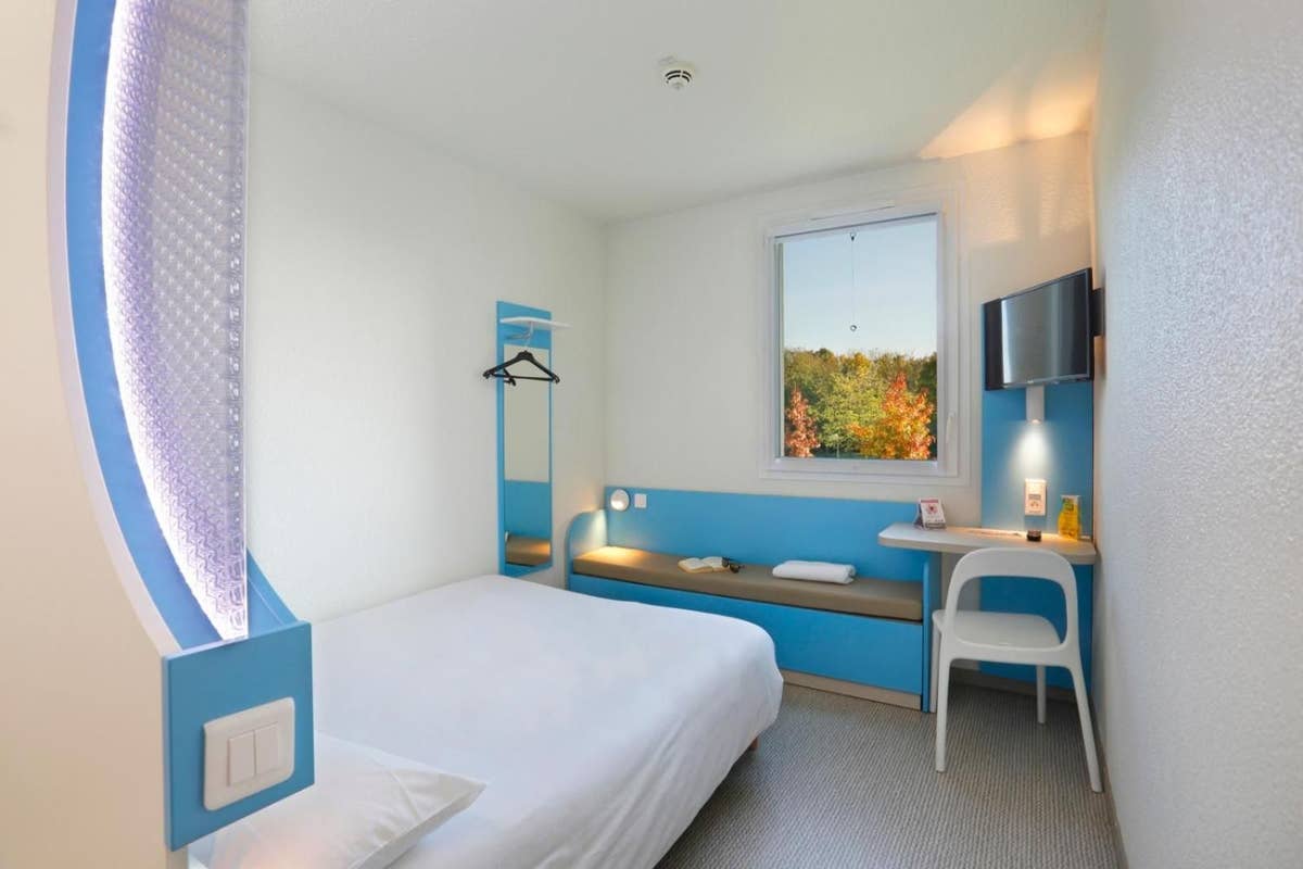 First Inn Hotel Paris Sud Les Ulis - Orsay, Francia | Prezzi migliori ...