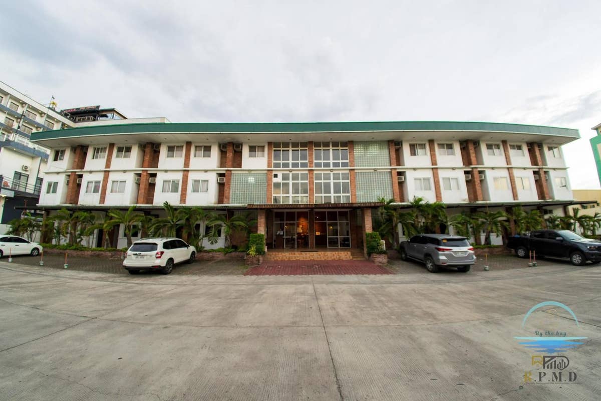 CJ by the Bay - Olongapo, the Philippines | Best Prices 2026 | Guide to ...