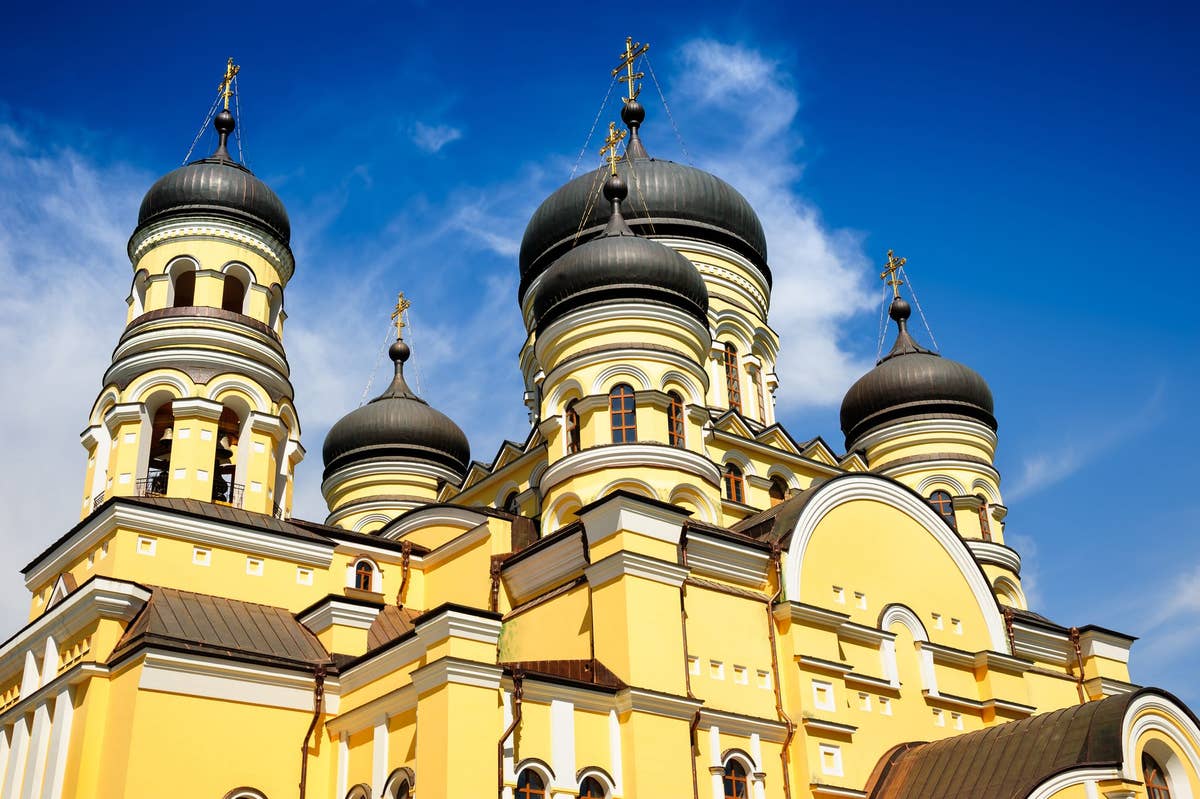 Hâncu monastery travel guide | Guide to Europe