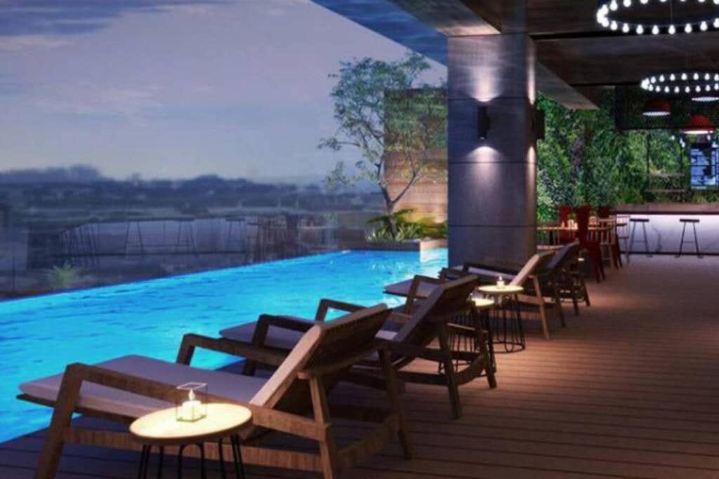 1708 Pool Gym Wi-Fi with Netflix Near Ayala and IT Park - 宿务市, 菲律宾人 ...