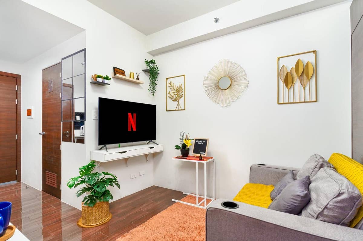 Cozy Staycation at AIR Residences Makati City - Manila, the Philippines ...