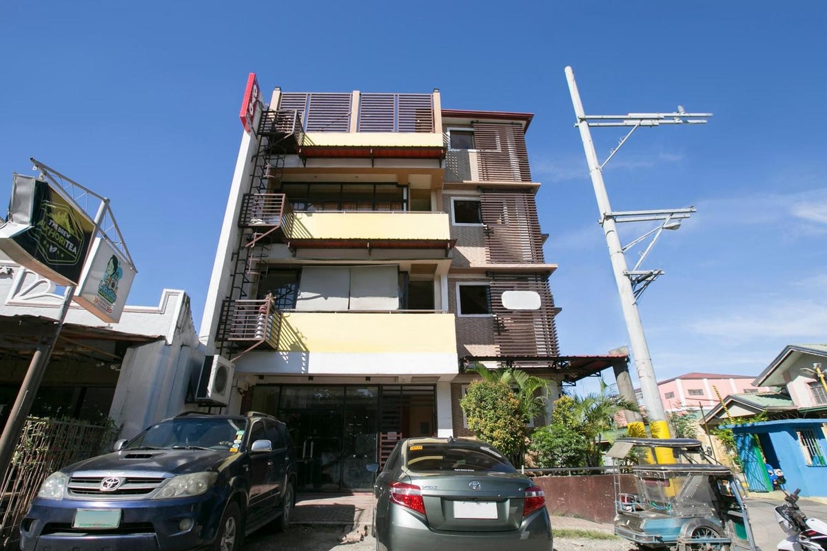 Rjat Guesthouse - 칼람바, 필리핀 | 2024년 최저가 | Guide to the Philippines