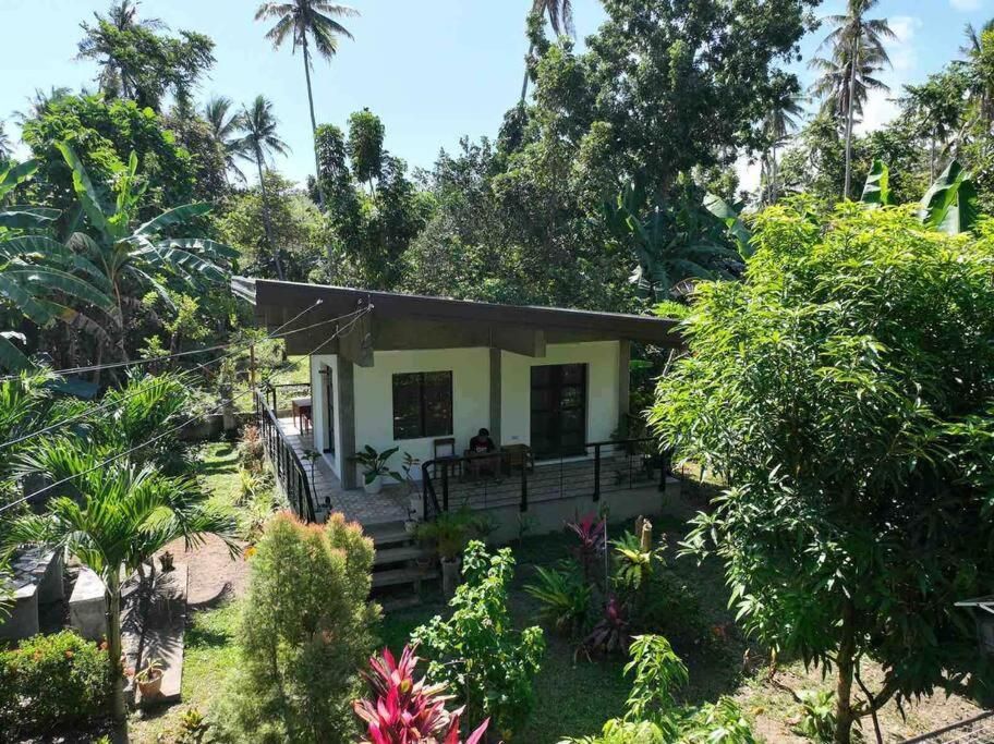 Andrei Holiday House - Calapan, the Philippines | Best Prices 2024 | Guide to the Philippines
