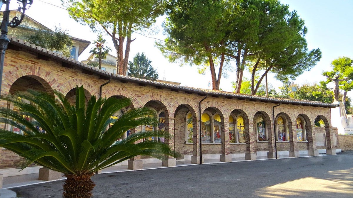 Santuario Maria Santissima dello Splendore, Italy Travel Guide | Guide ...