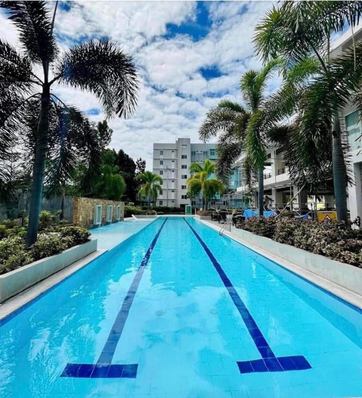 YENgz 8 SPATIAL CONDO Maa 2br fully-furnished near SM, SNR AND COFFEE ...