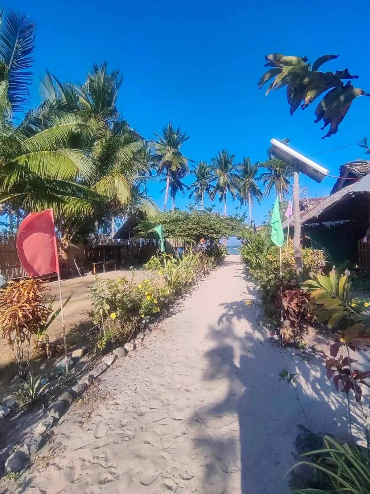 Buluang Native Beach Resort ( With free use of Motorbike) - 엘니도, 팔라완 ...