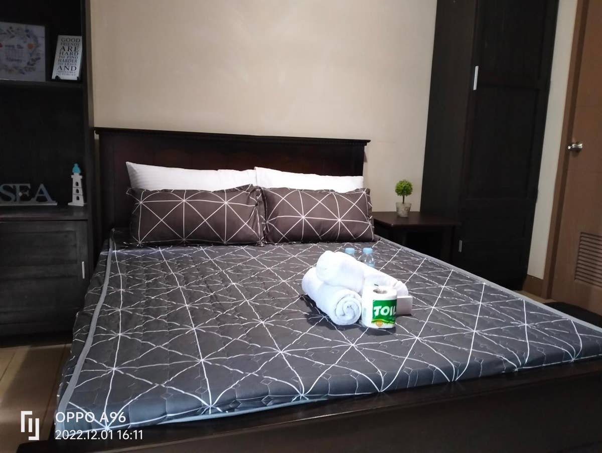 RQUI CONDOTEL INFRONT OF NAIA TERMINAL 3 - Manila, the Philippines ...