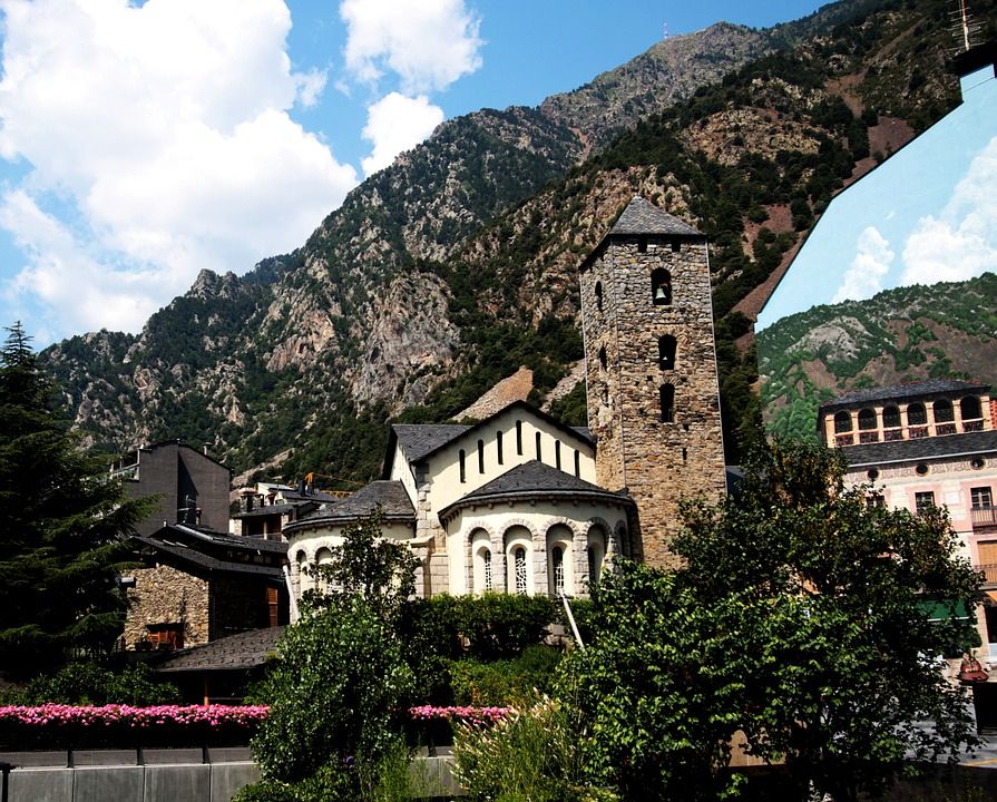 Hotels in Andorra la Vella, Andorra – Top-Rated Selection & Cheap Deals ...