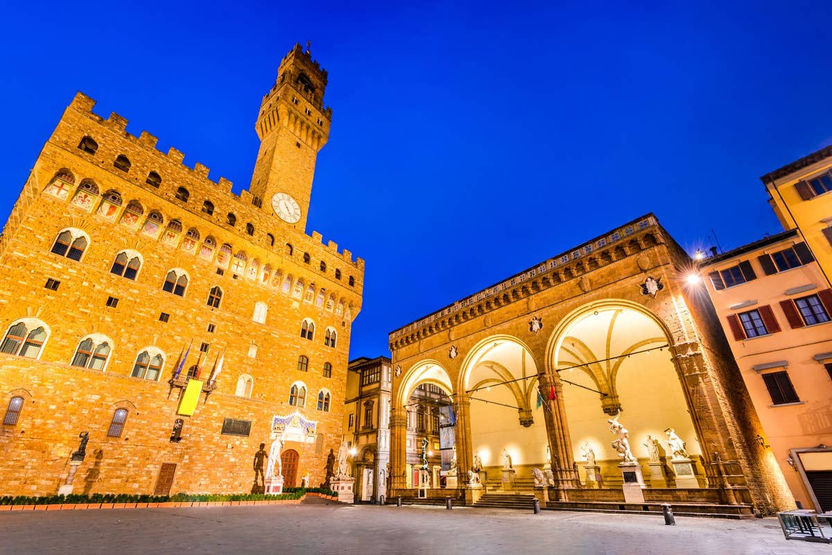 Palazzo Vecchio, Italy Travel Guide | Guide to Europe