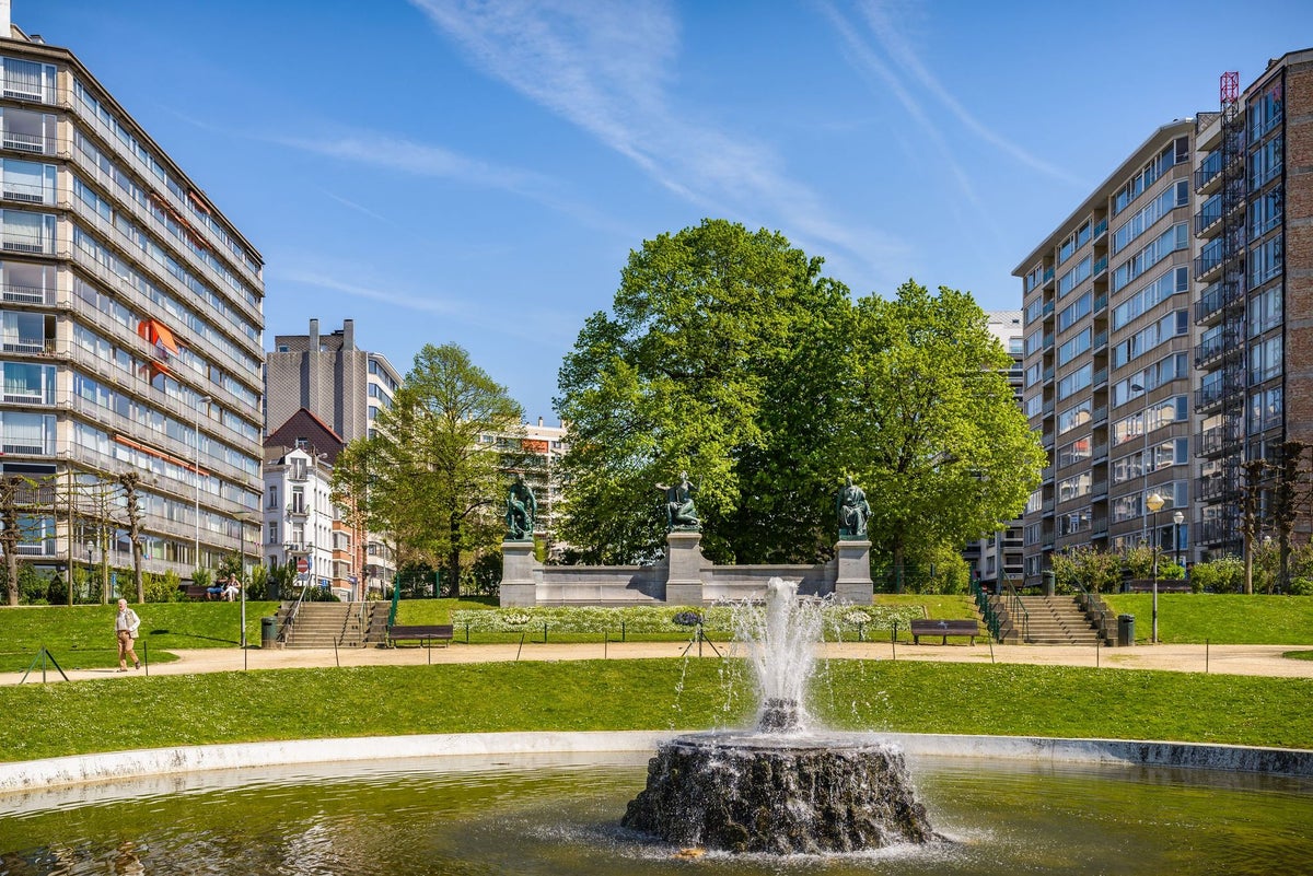 Square Ambiorix - Ambiorixsquare, Belgium Travel Guide | Guide to Europe