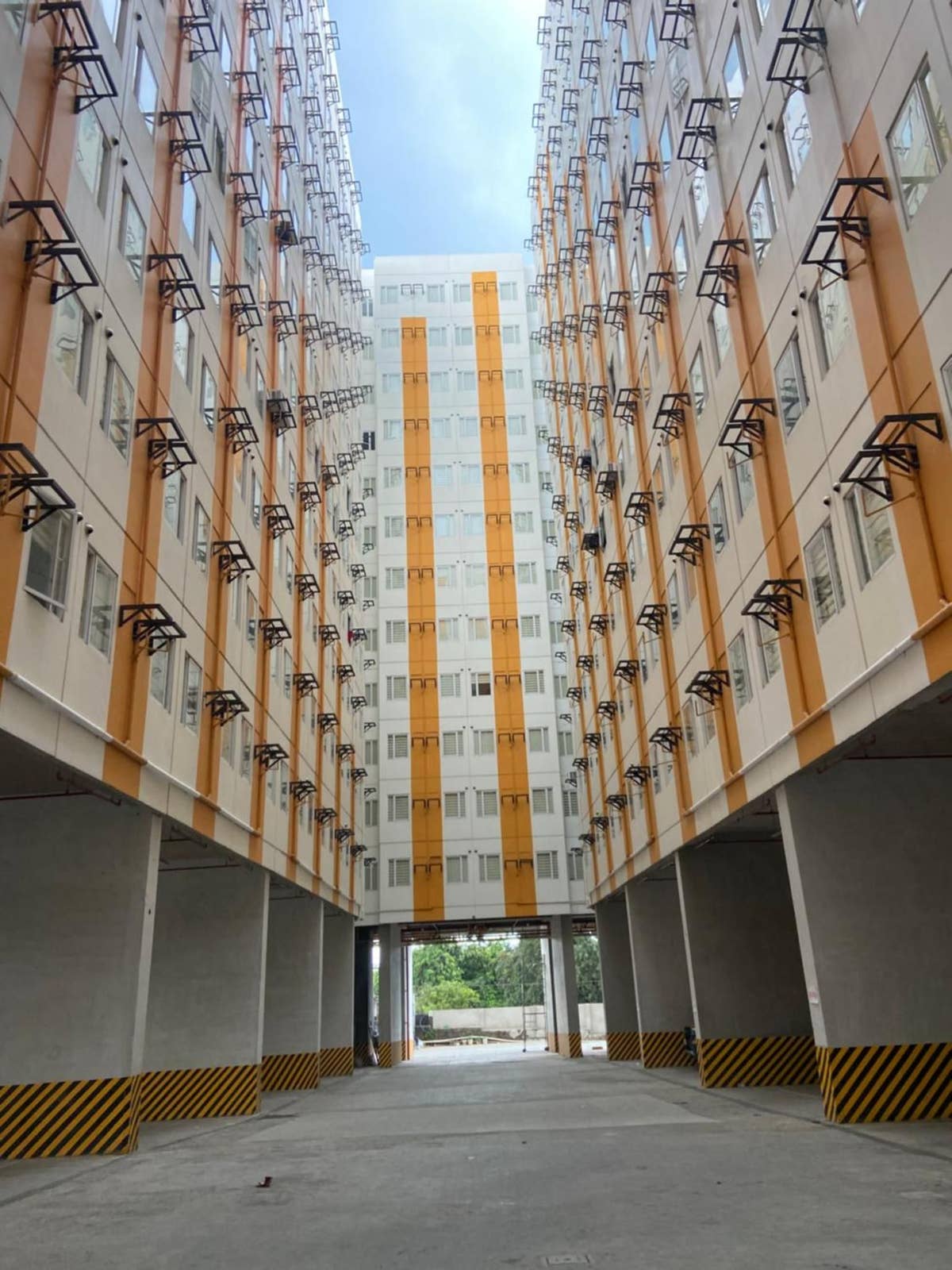 Urban Deca Homes Commonwealth - Manila, the Philippines | Best Prices ...