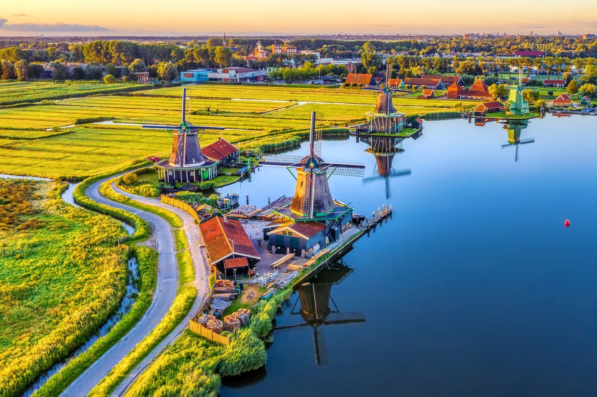 Top 15 Things To Do in the Netherlands: From Canals to Tulips | Guide ...