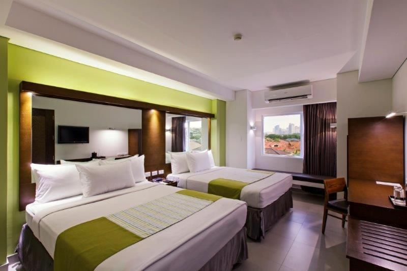 Microtel by Wyndham Acropolis - Manila, the Philippines | Best Prices ...