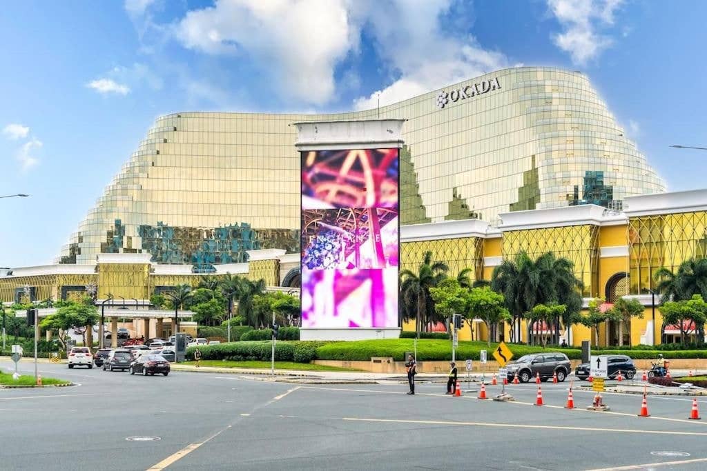 Taylor Swift Inspired Serviced apartment Near OKADA MOA - Pasay, the ...